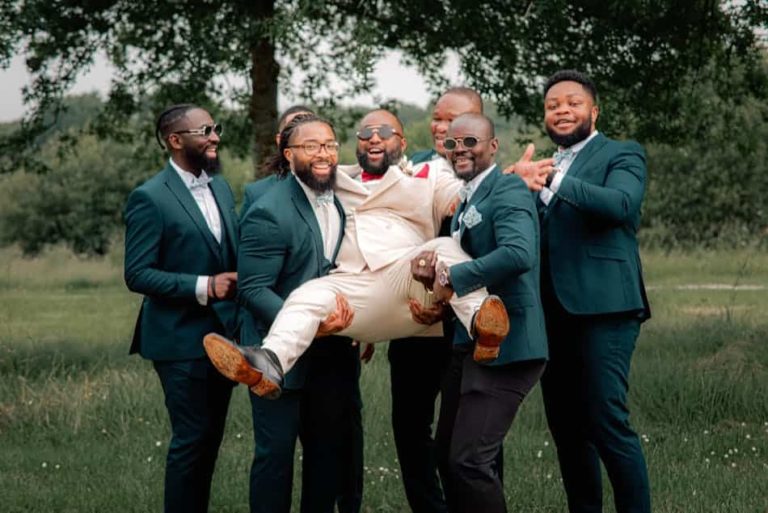 Level Up Your Team Building: 40 Fun and Games at Work | AttendanceBot